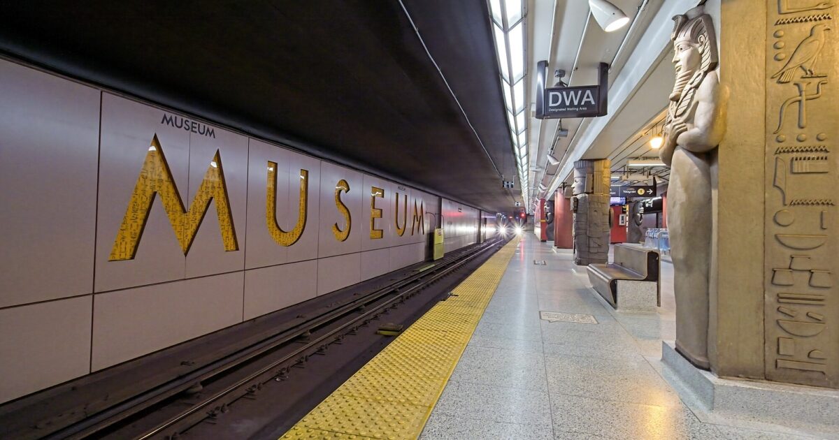 Museum station | TTC Mapper