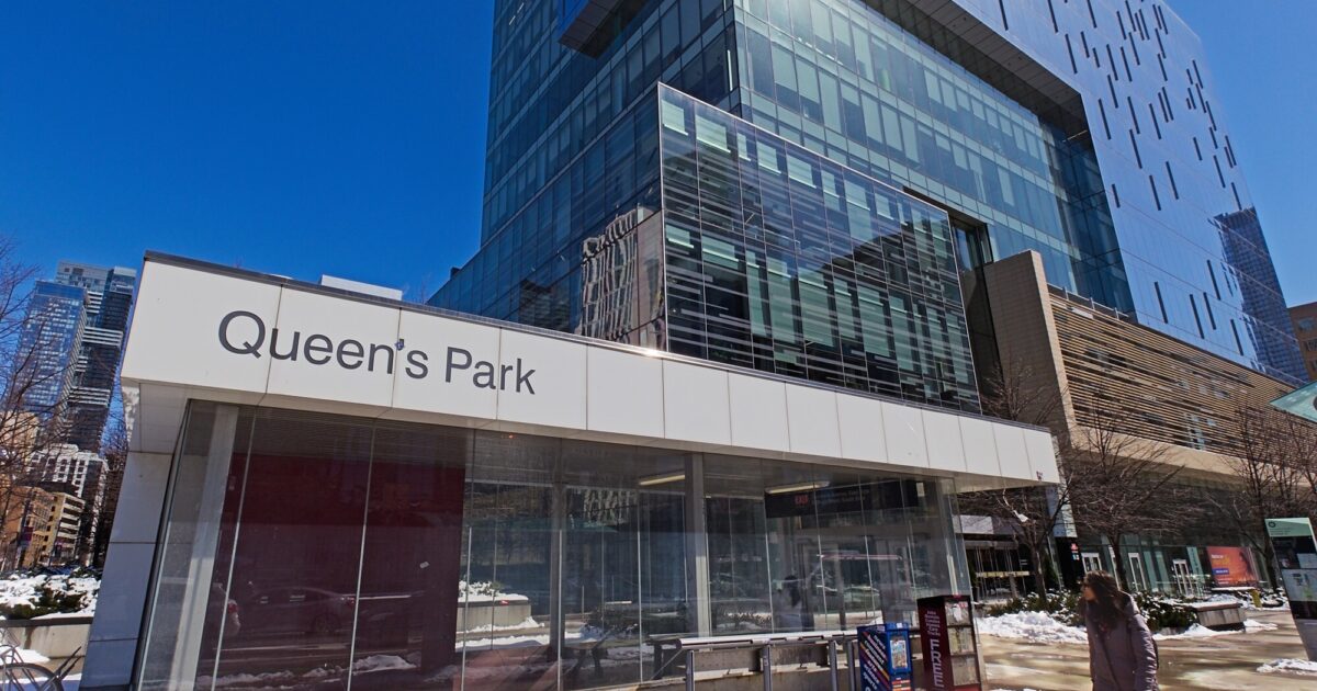 Queen's Park station | TTC Mapper